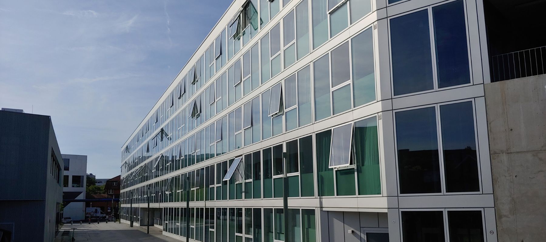 Max Kade House – Right in the middle of the campus- Studierendenwerk ...
